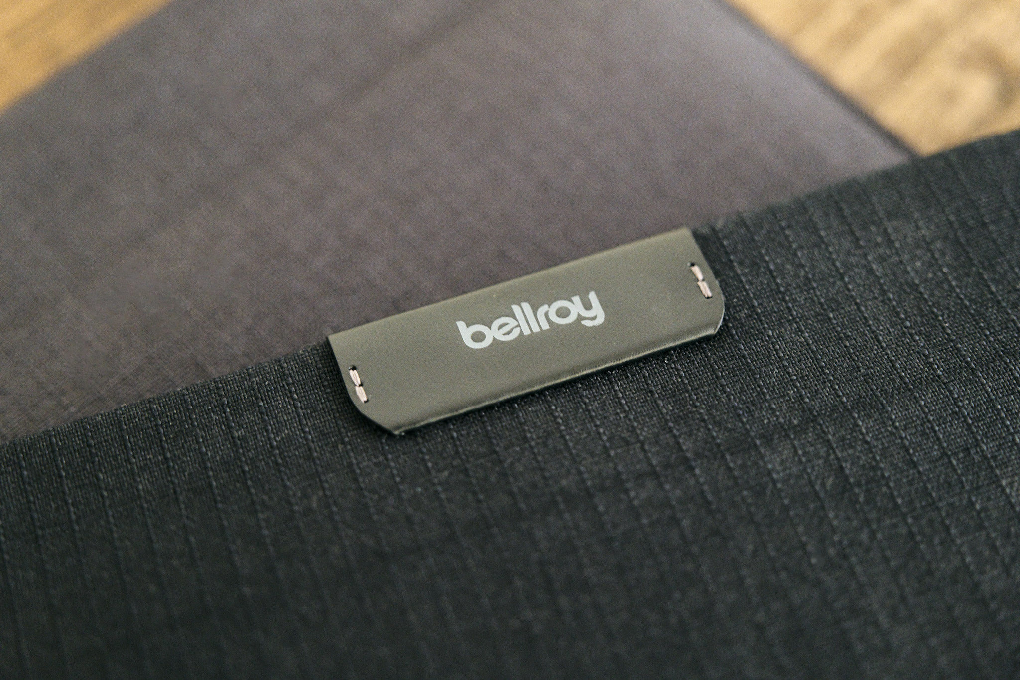 MacBook Airを守りたい！ぴったりのパソコンケースを購入しました｜bellroy Laptop Sleeve – vanessa's ...